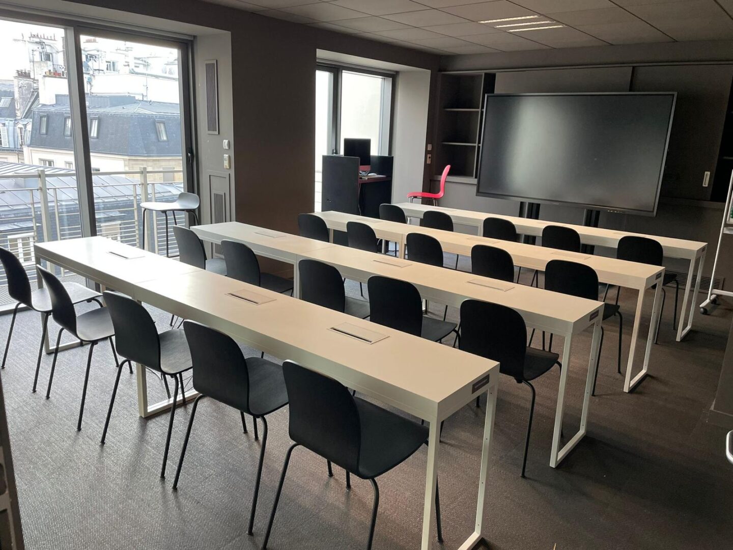 Marangoni Institute and Cappellini in Paris - Tramo